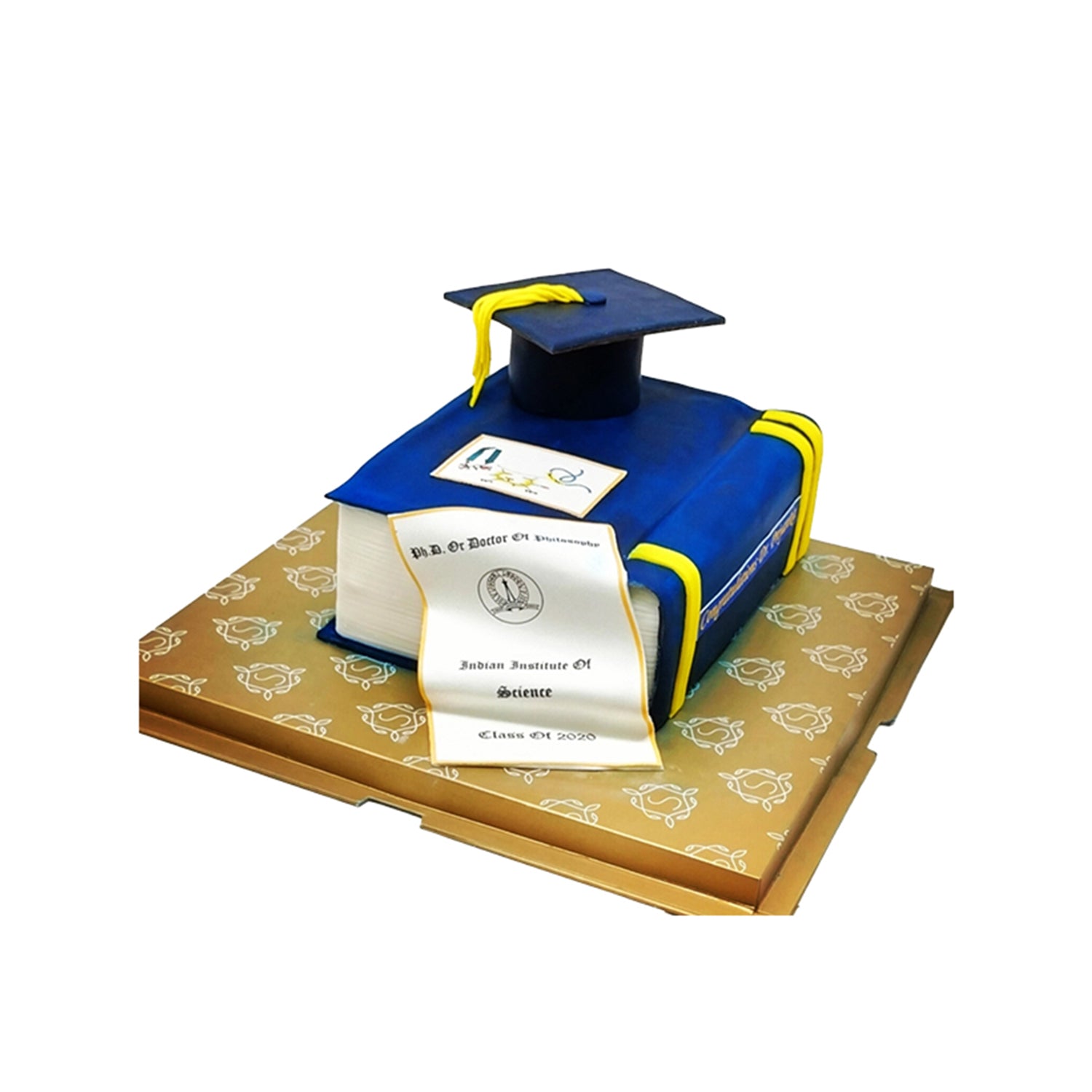 Celebrate Success with Graduation Cakes in India | SMOOR